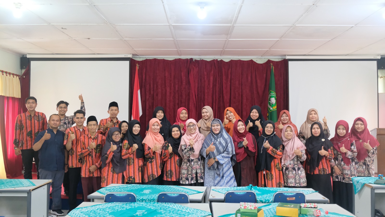 SEMINAR MGMP MA MATEMATIKA DIY “TIPS MENULIS KARYA ILMIAH DENGAN BAIK ...